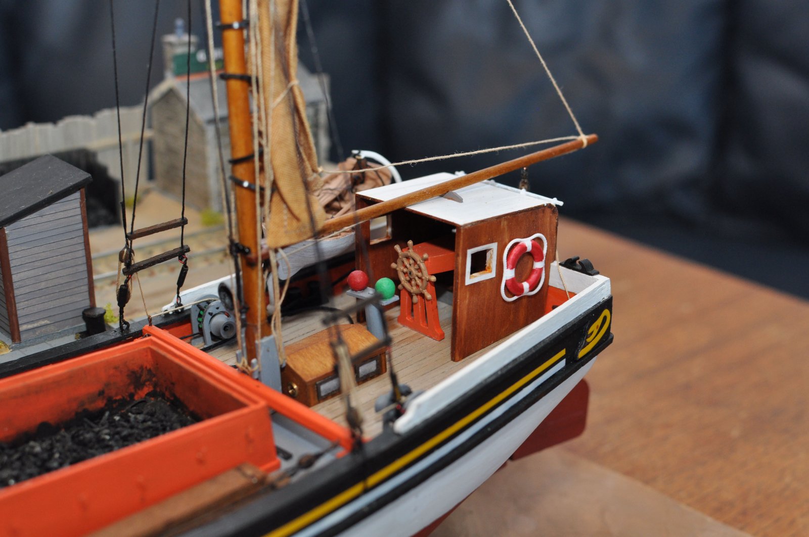 Will Everard at quay by bolin - Billing Boats 1:67 - Model Ship World™